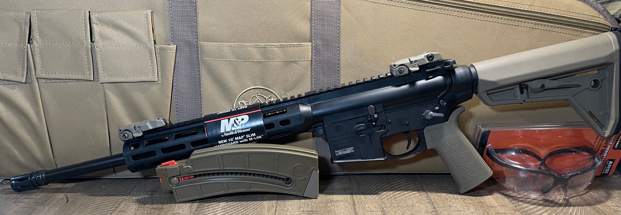 Smith & Wesson M&P15-22 Sport 22LR – FDE Range Bundle (Bag, Eyepro ...